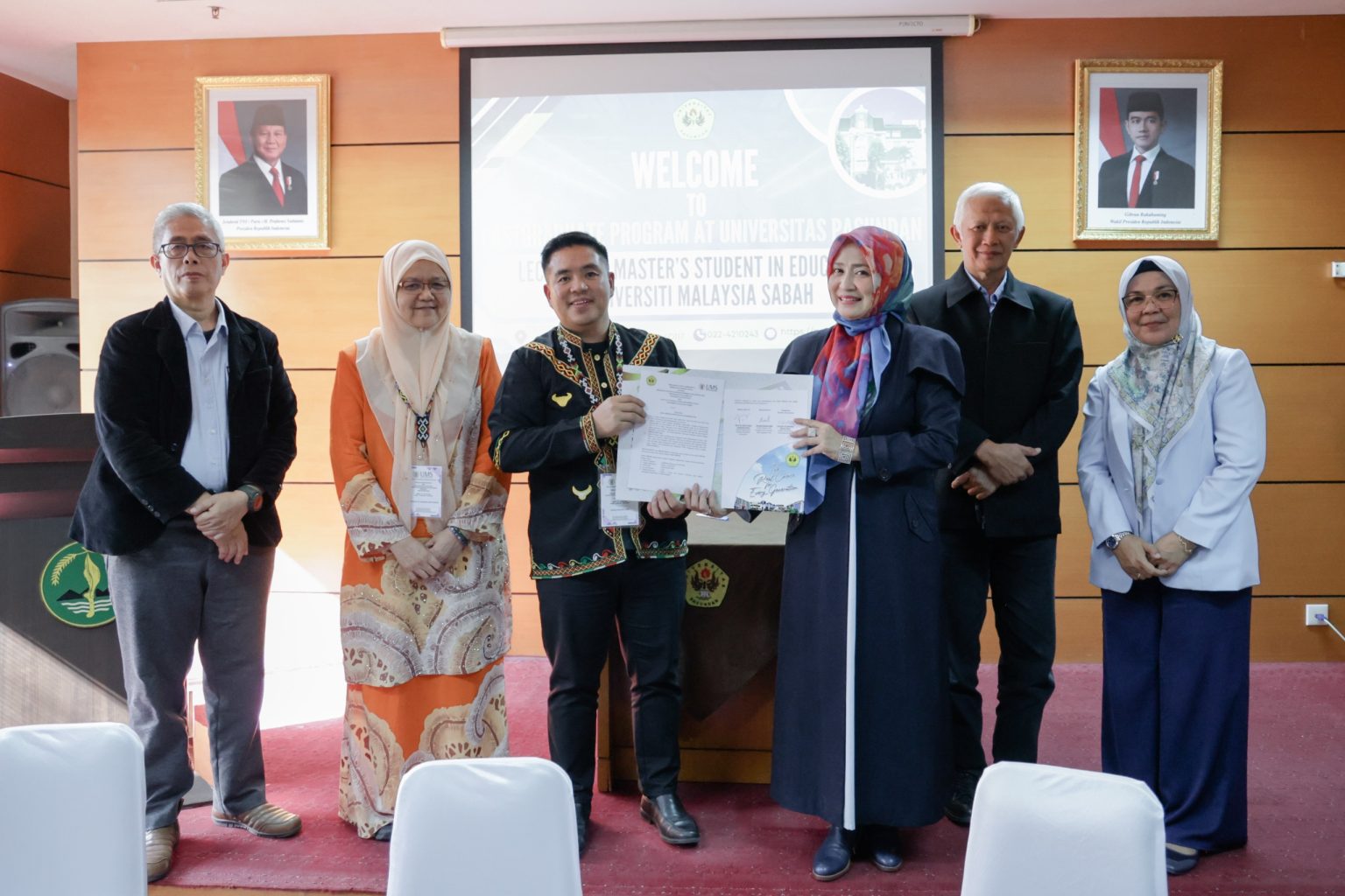 Home - Universitas Pasundan